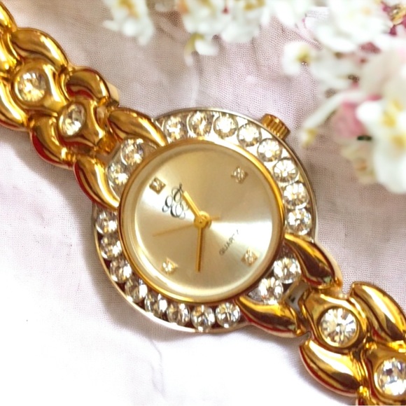 Elizabeth Arden | Accessories | Elizabeth Arden Gold Rhinestone Watch ...
